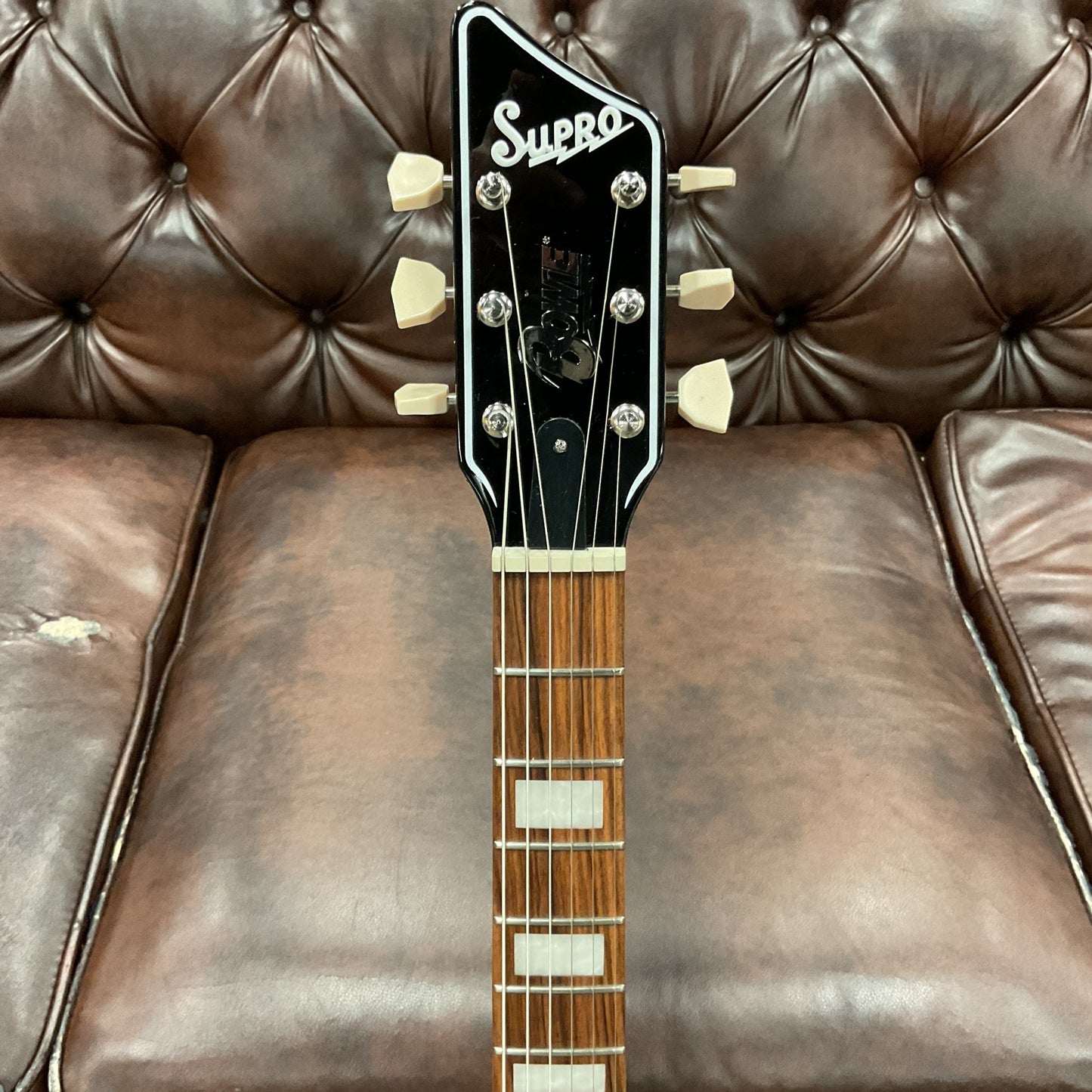 Supro Bowie Dual Tone White – Norman's Rare Guitars